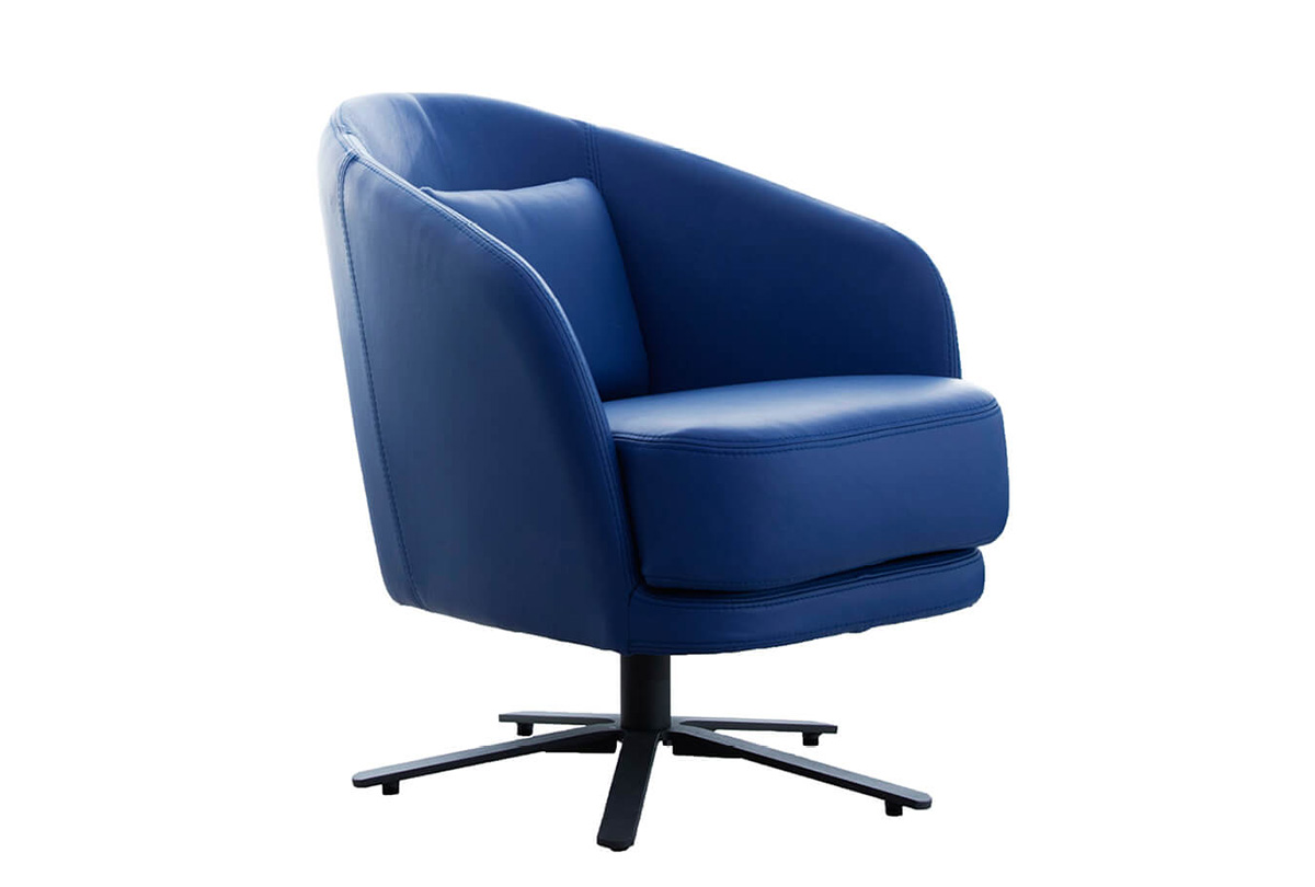 Komba Singles and Arm Chairs | Fama